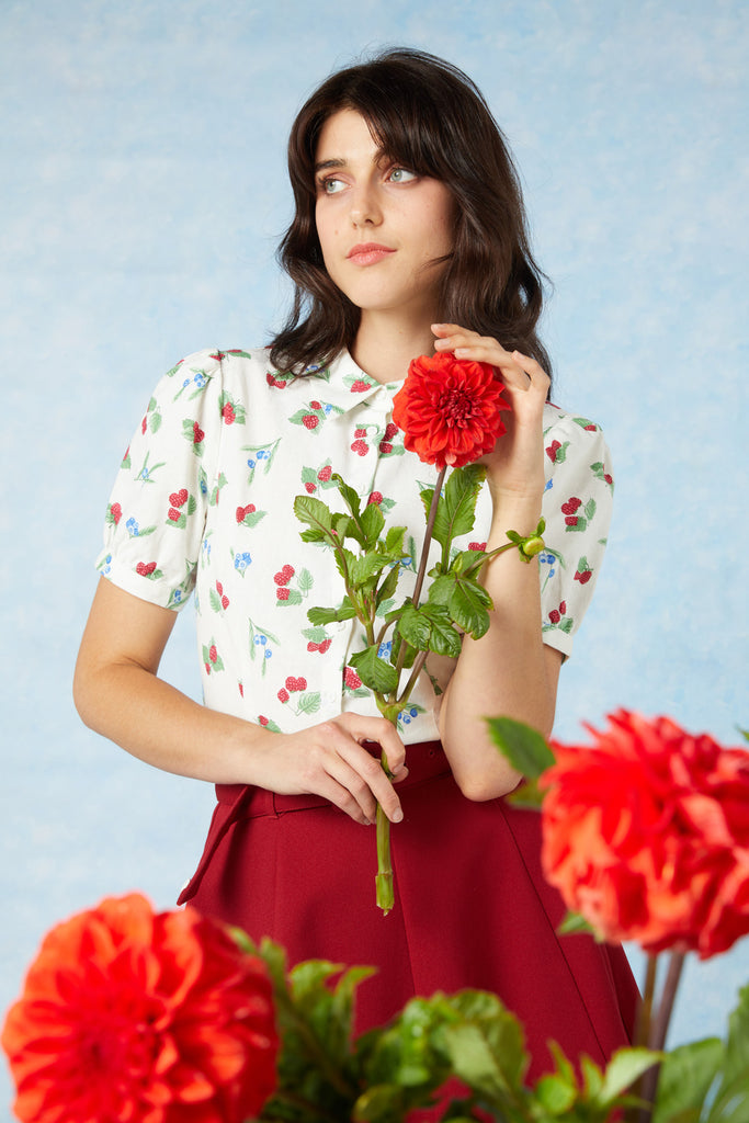 Berry Blouse – Dangerfield