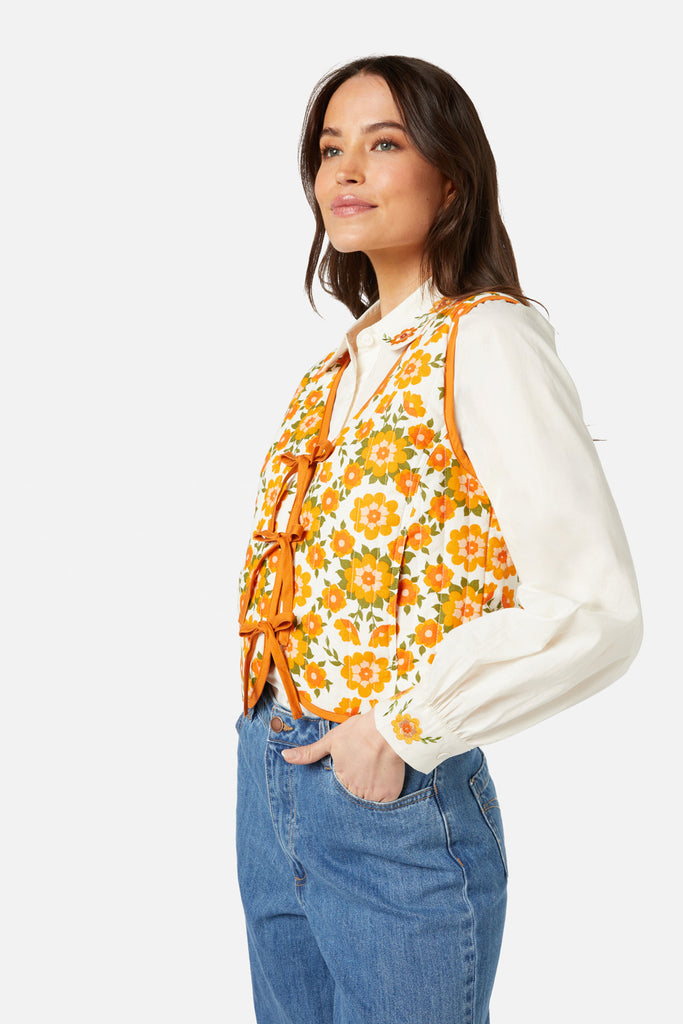 Folk Floral Quilted Vest – Dangerfield