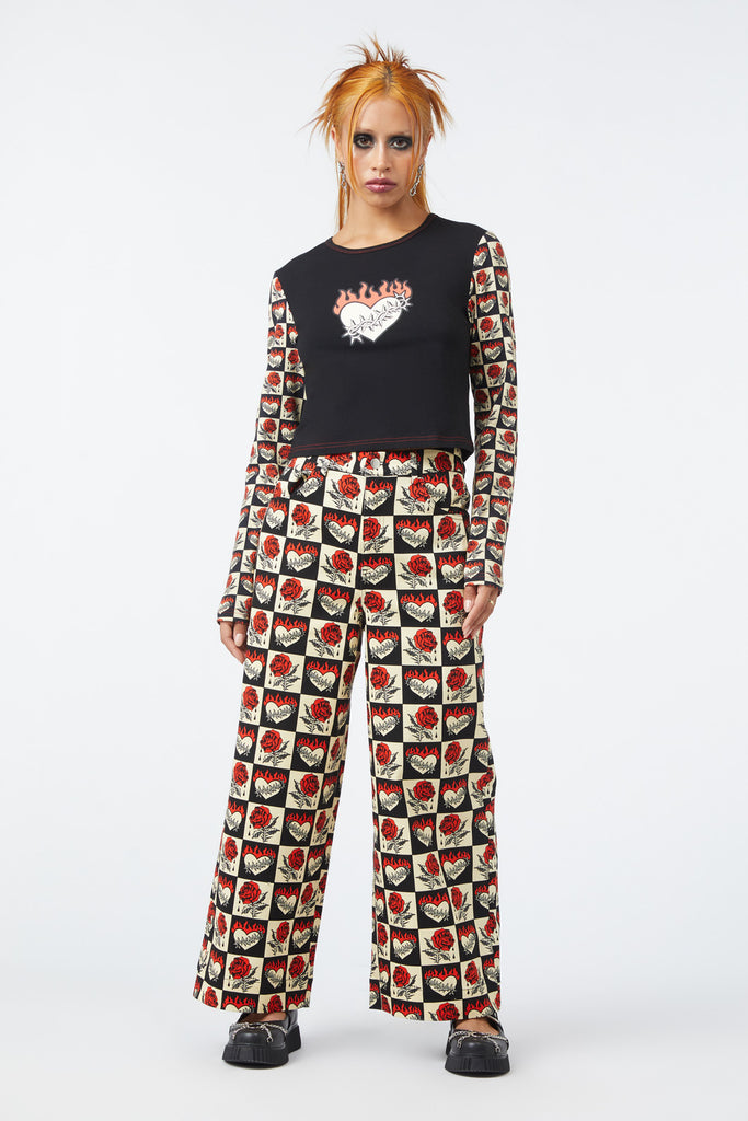 Knave Of Hearts Cropped Long Sleeve Tee – Dangerfield