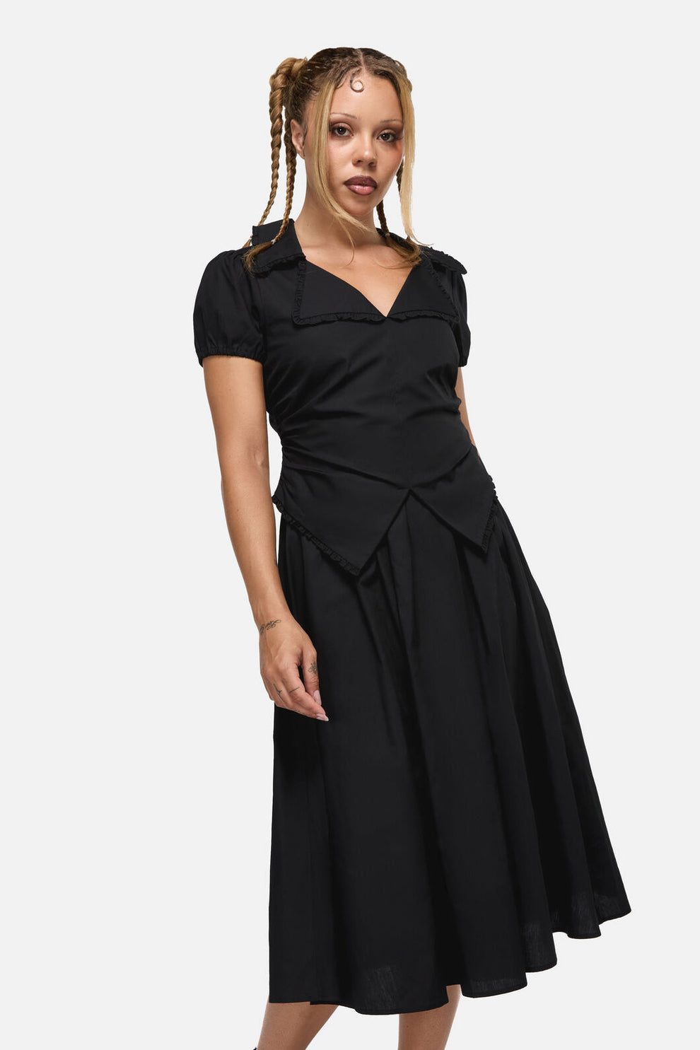 Conquest Goth Midi Dress – Dangerfield