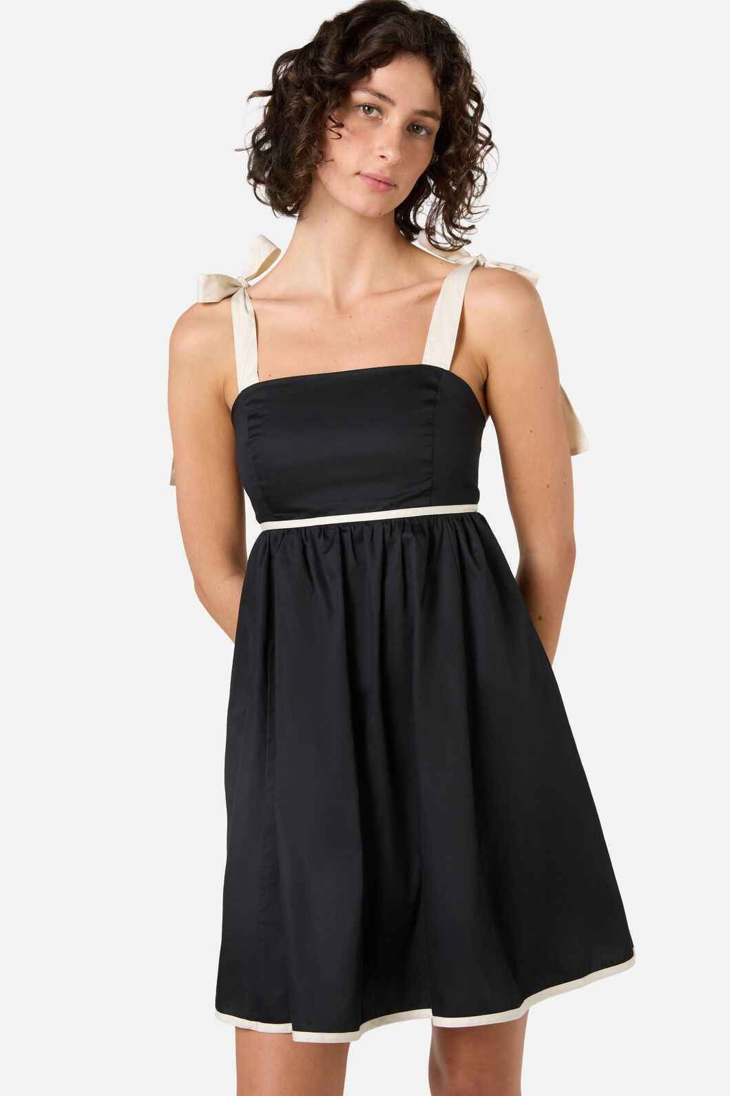 Olivia Contrast Mini Dress – Dangerfield
